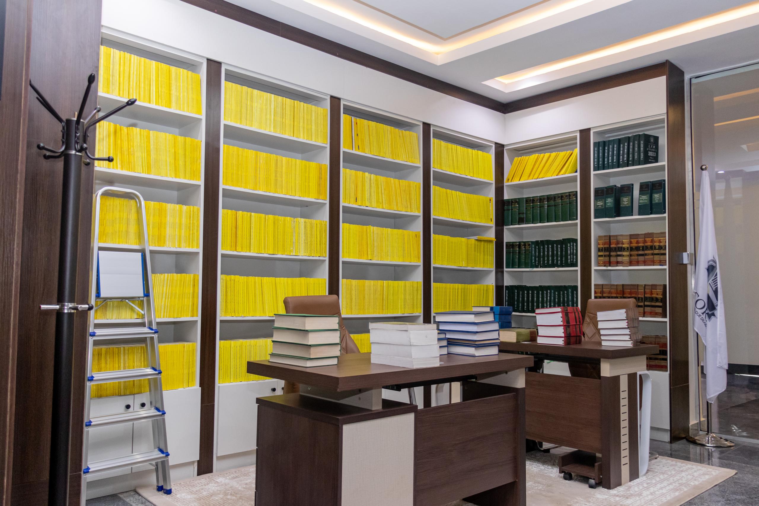 Senior Partners - Law Corridor